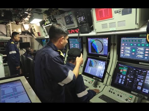 Submarino INS Karanj de la Armada India - YouTube