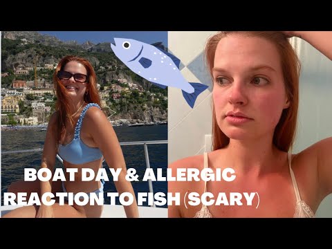 BOAT DAY ON THE AMALFI COAST & SCARY ALLERGIC REACTION TO FISH!! 🫣 😭 ...