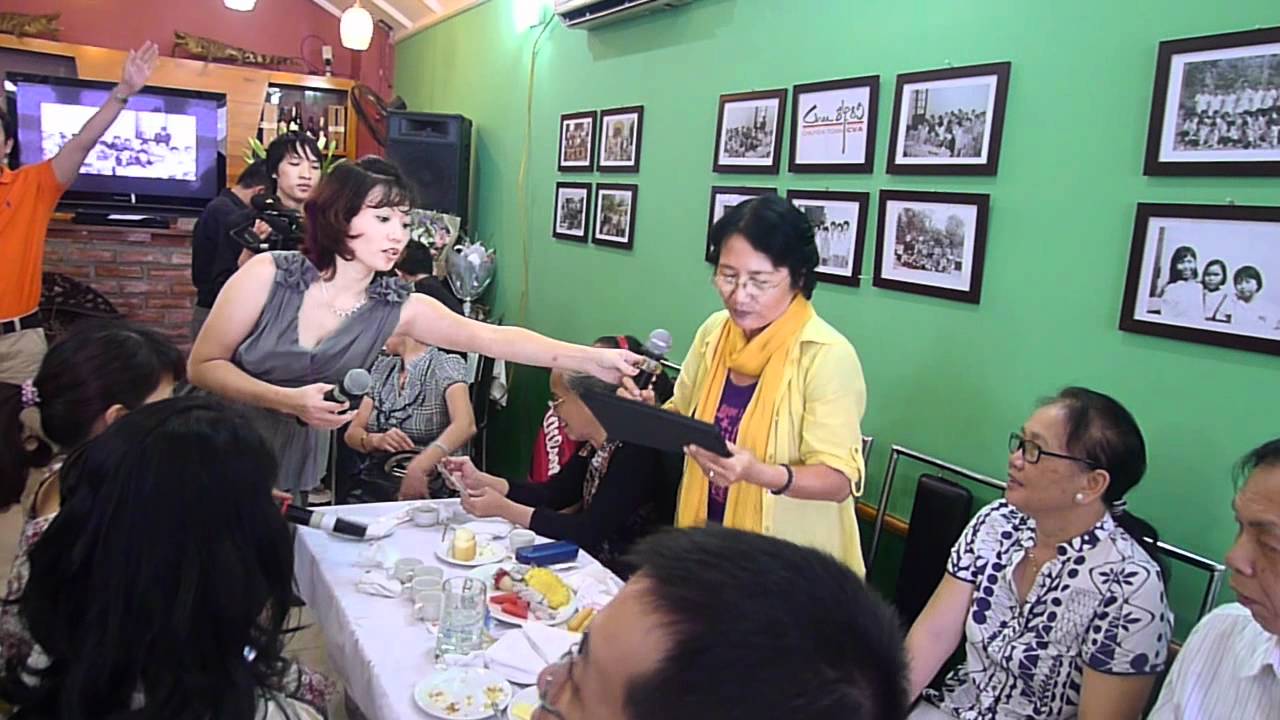 Co Diem hat Ha noi dem tro gio - YouTube