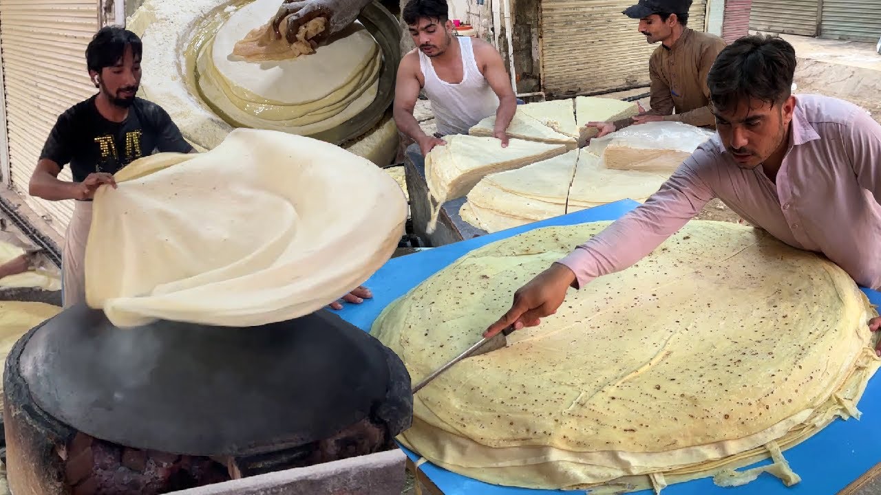 Manda Roti Cutting Skills | Roll Samosa Patti Making | Rumali Roti ...