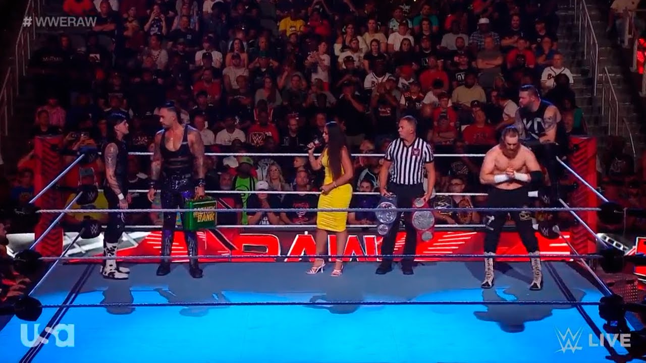 Sami Zayn & Kevin Owens vs. Damian Priest & Dominik Mysterio (1/2 ...