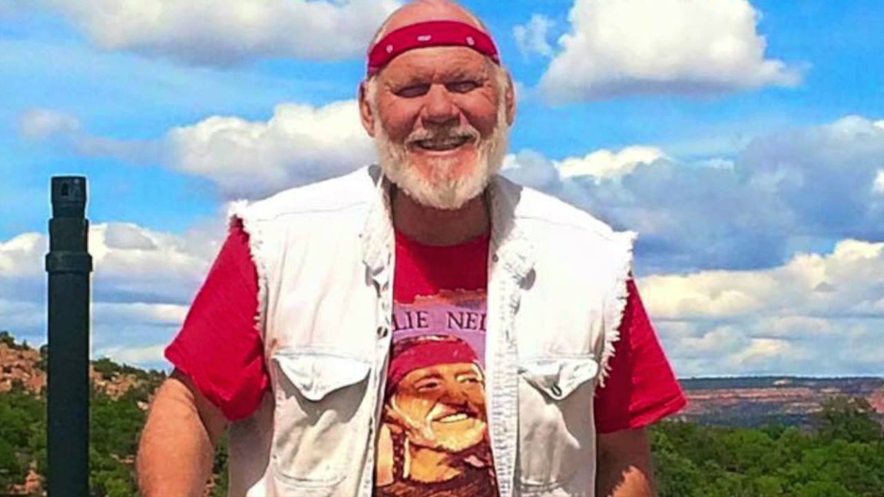 GRANT GUNN sings THE BEATLES... 2016 - YouTube