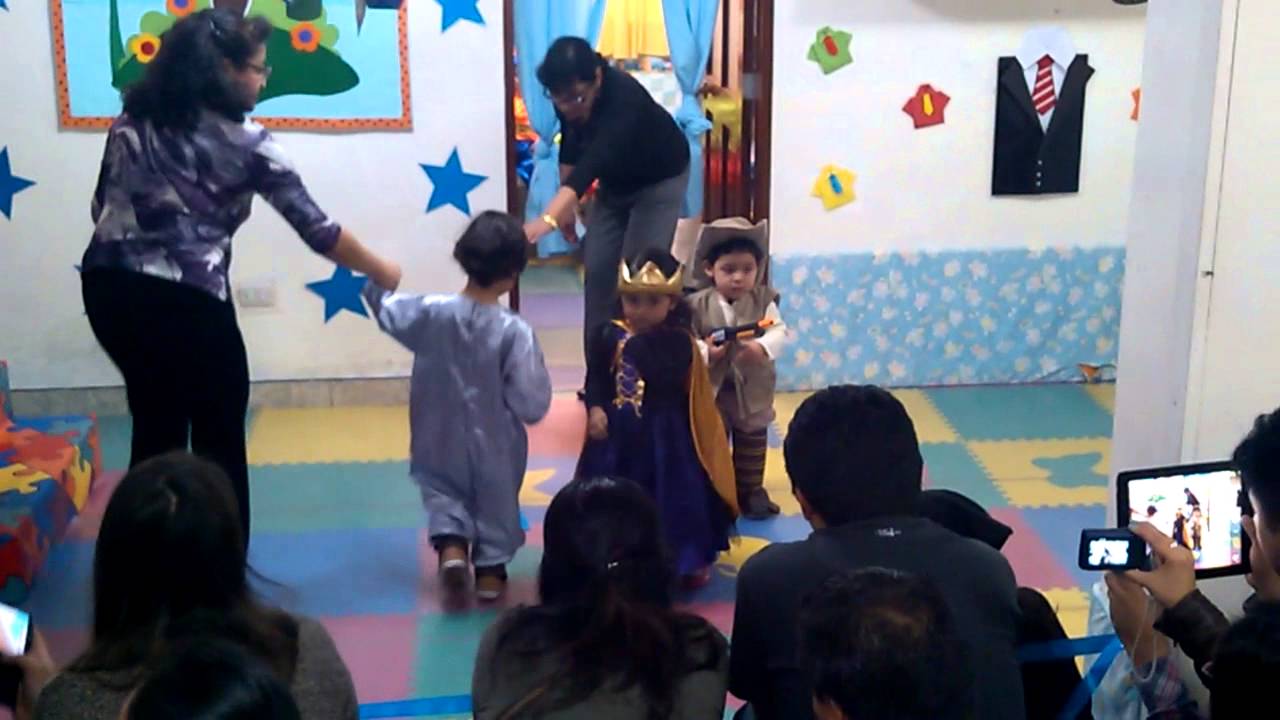 Adriel Actuacion dia del Padre 1 - YouTube