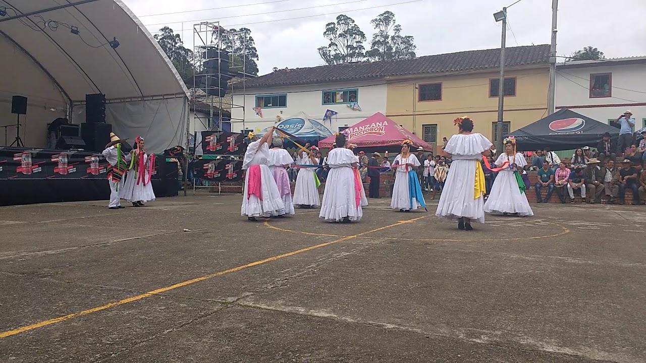 Danza de los listones (Mesticita Linda) - YouTube