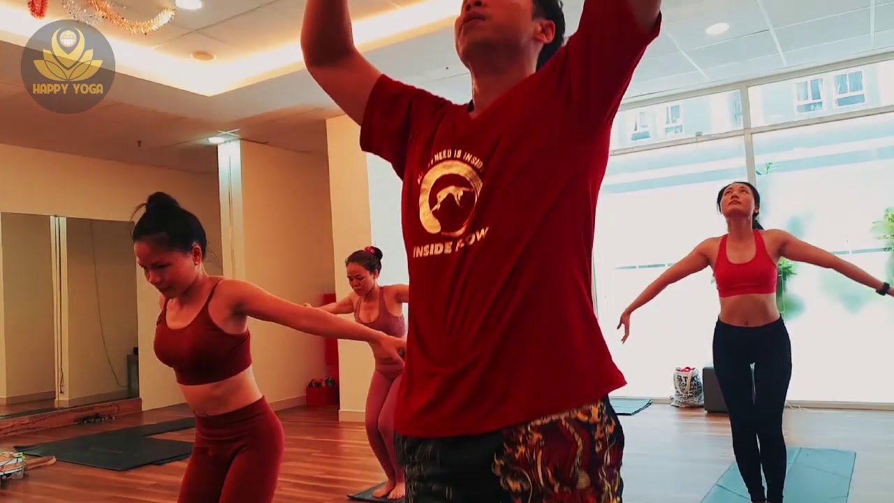 Happy Flow Yoga - YouTube