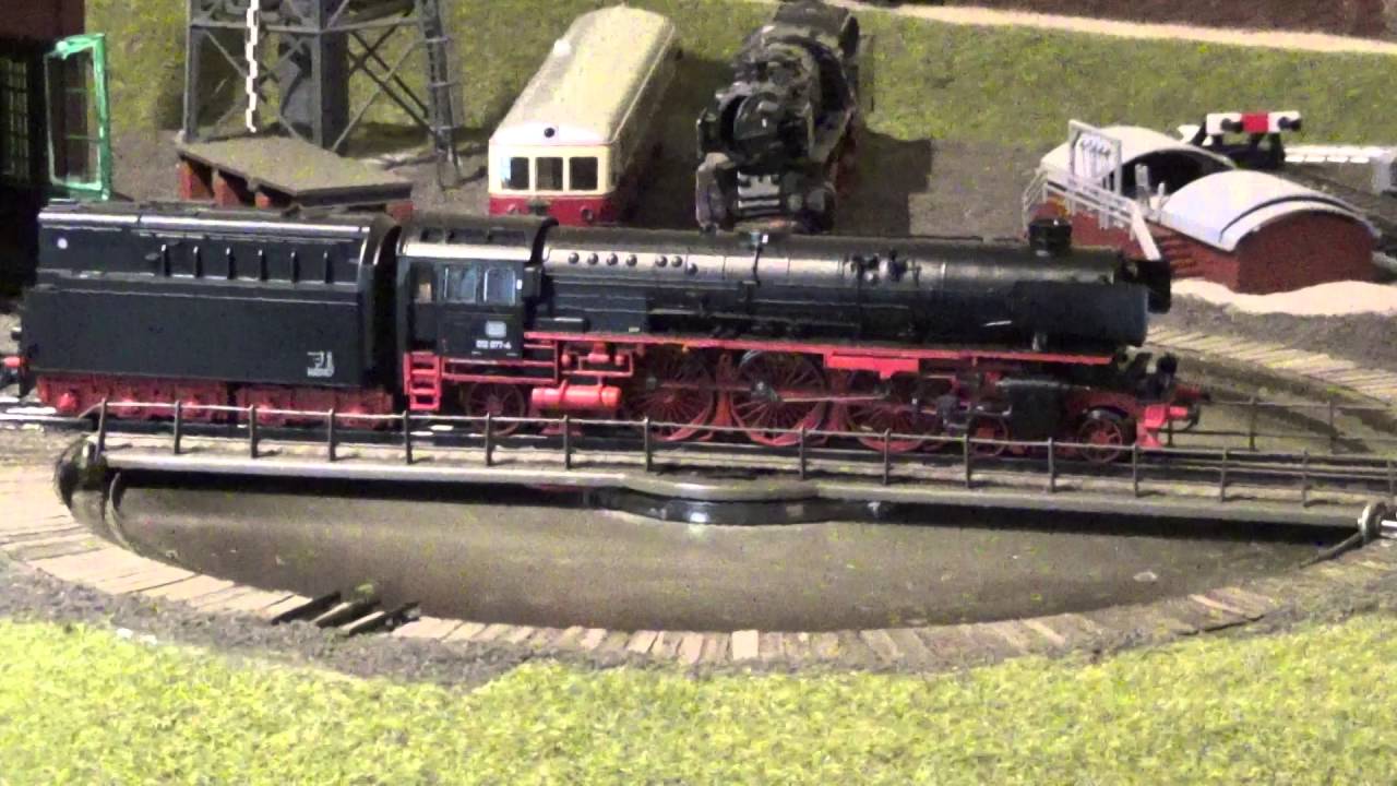 Märklin 29012 BR 01.10 (012 077-4) - YouTube