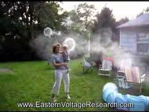 Giant Smoke Ring Generator - YouTube