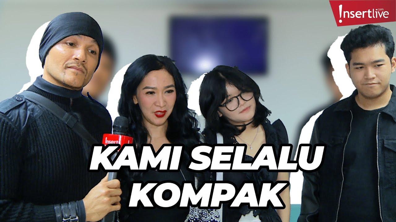Keluarga Romy Rafael Suka Pakai Warna Hitam: Kita Kompak Terus - YouTube