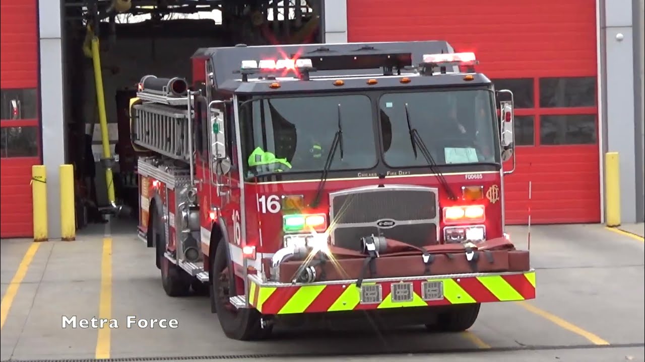 Chicago Fire Dept Engine 16 Responding - YouTube