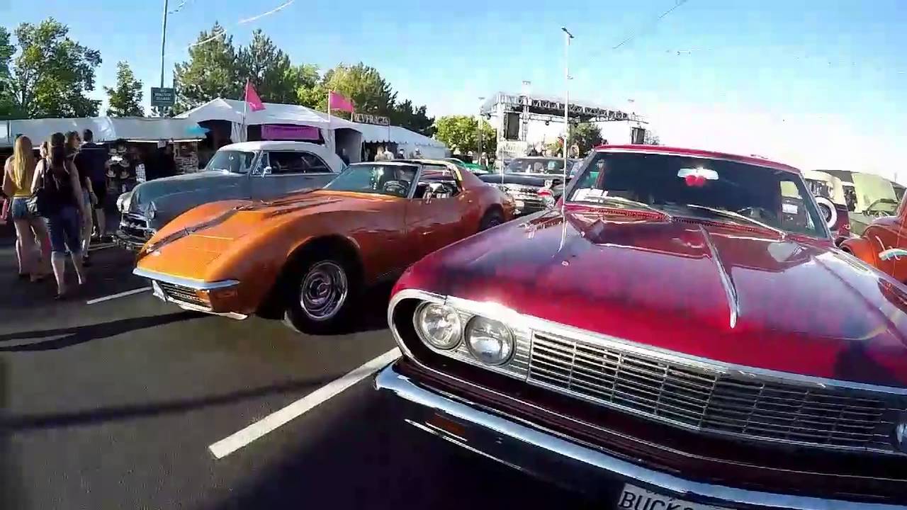 Hot august nights car show reno - YouTube