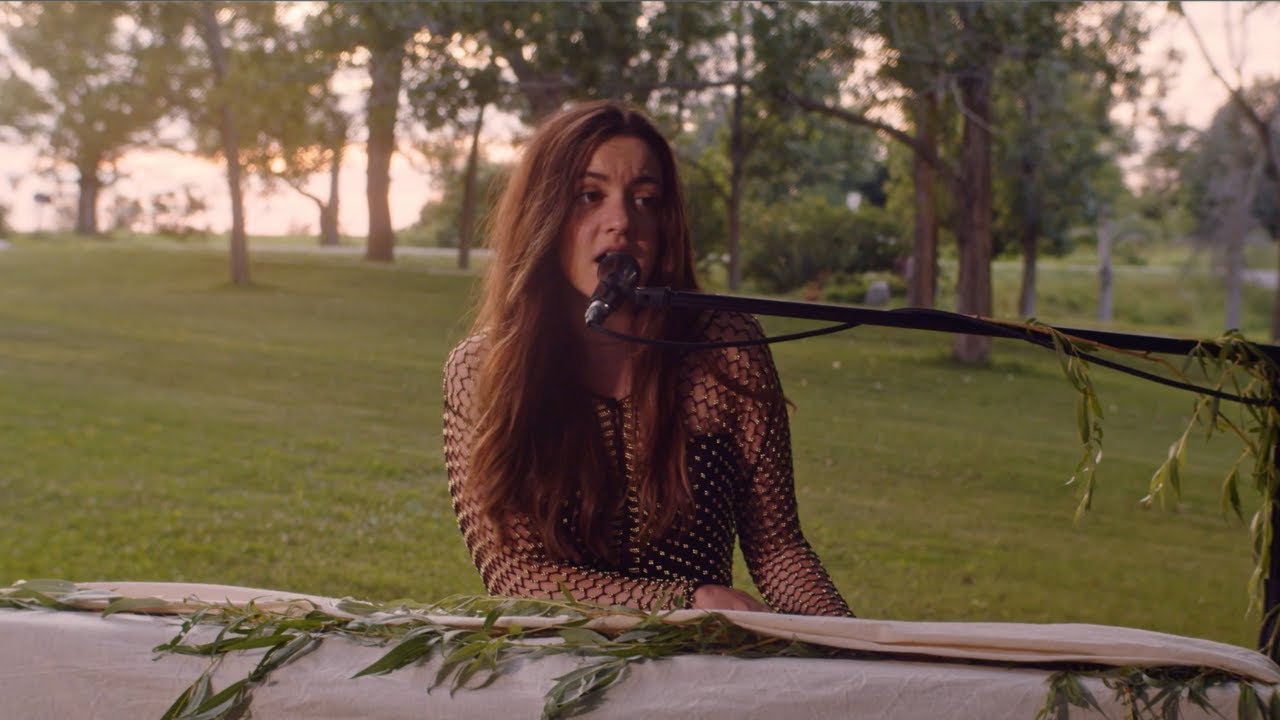 Sophia Fracassi - Somebody (Official Live Performance) - YouTube