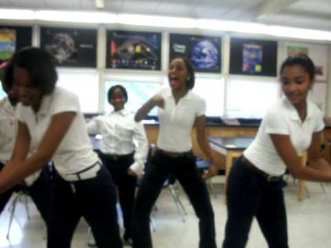 PHJH goofy dance =] - YouTube