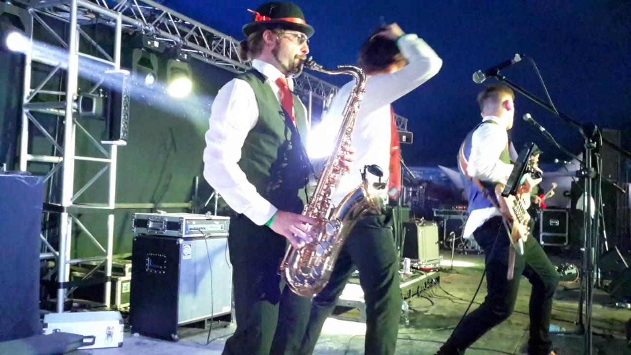 Skata Tones live @ Beautiful Days 2016 - YouTube