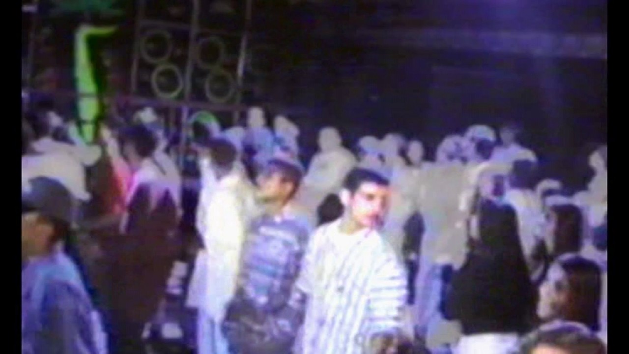 Baile funk na street dance( baile antigo) - YouTube