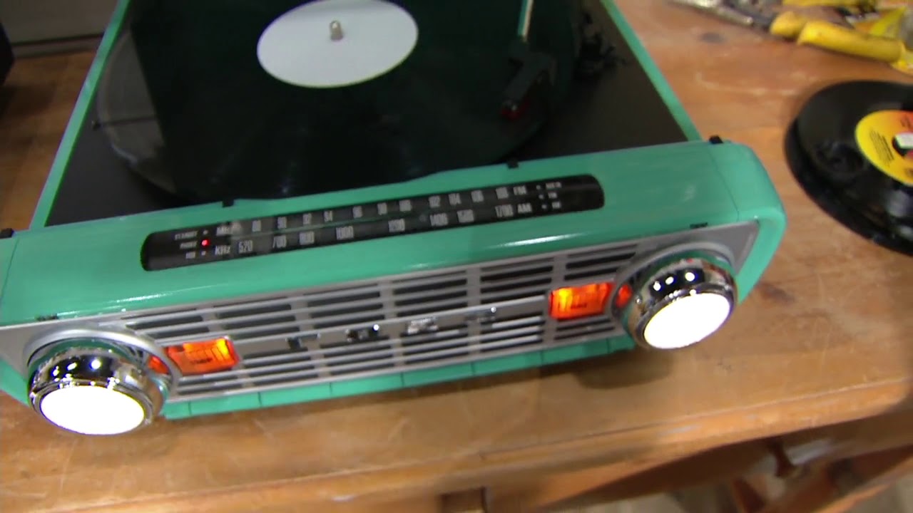 Ford Bronco Stereo System