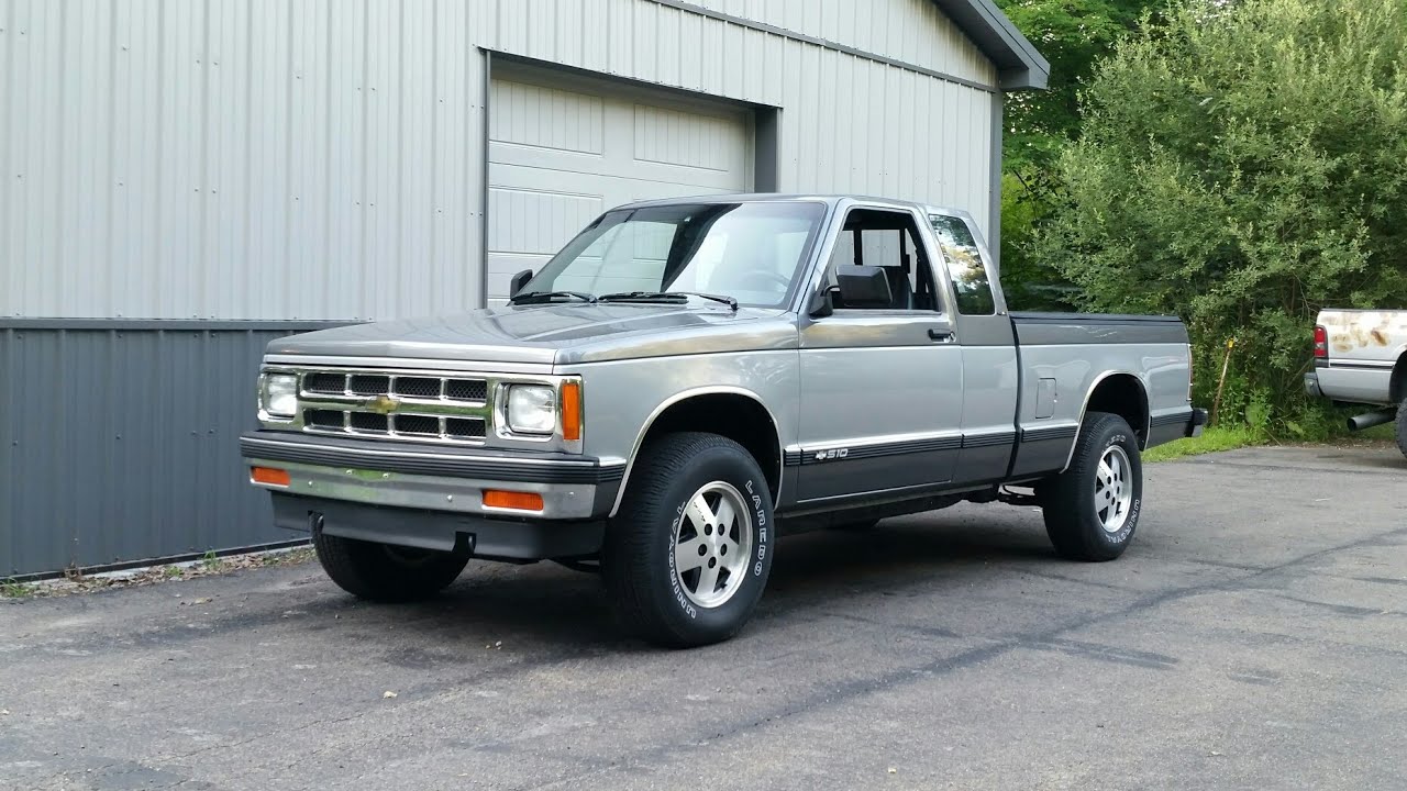 NEW TRUCK TO THE CHANNEL 91 chevy s10 - YouTube
