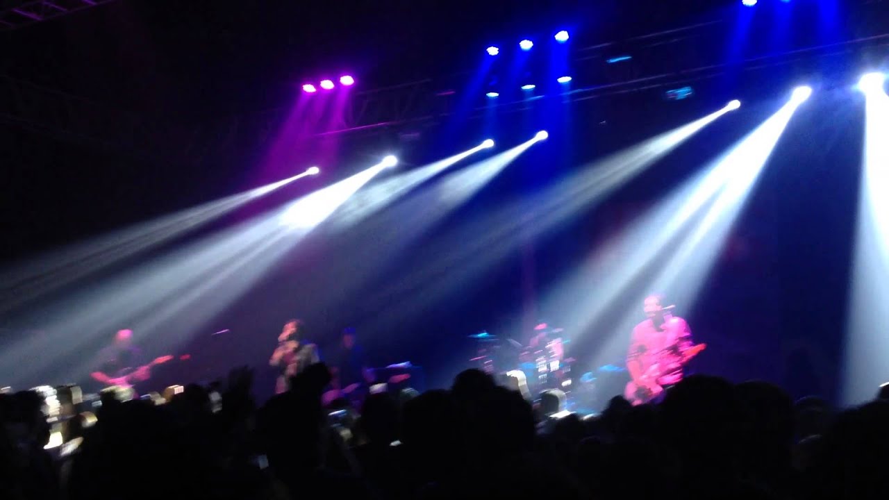 Ender (A Song For You) - FINCH Live in Manila - YouTube