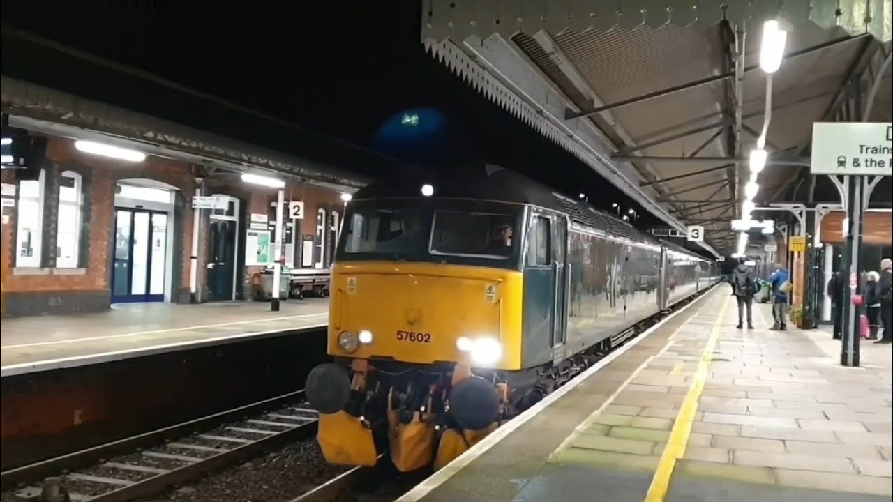 A trip on the night train to London. - YouTube