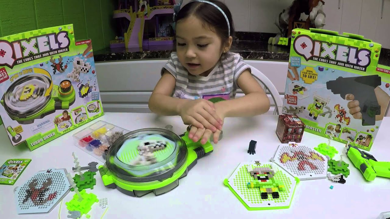 SUPER COOL QIXELS CUBES JOIN WITH WATER MINECRAFT Toy Suprise - YouTube