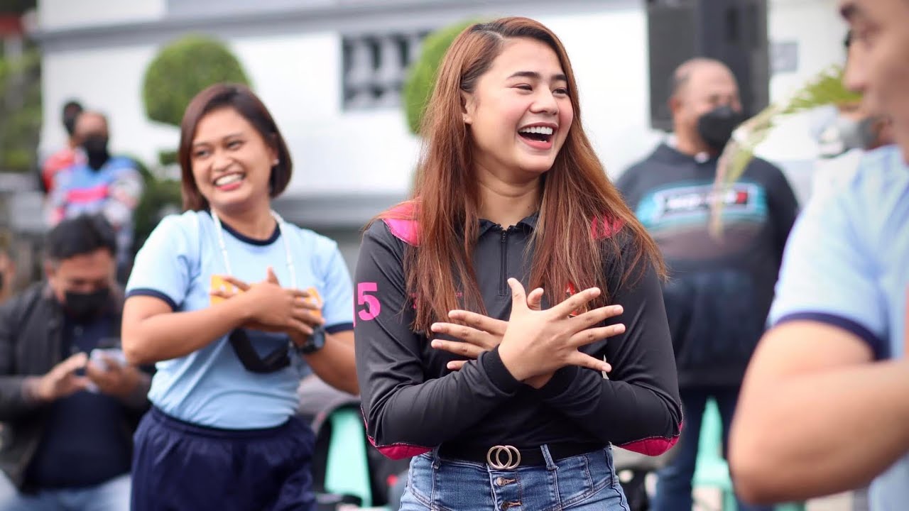 LODICAKES DANCE MOVES | JET LEE IN DUMAGUETE CITY NEGROS ORIENTAL - YouTube