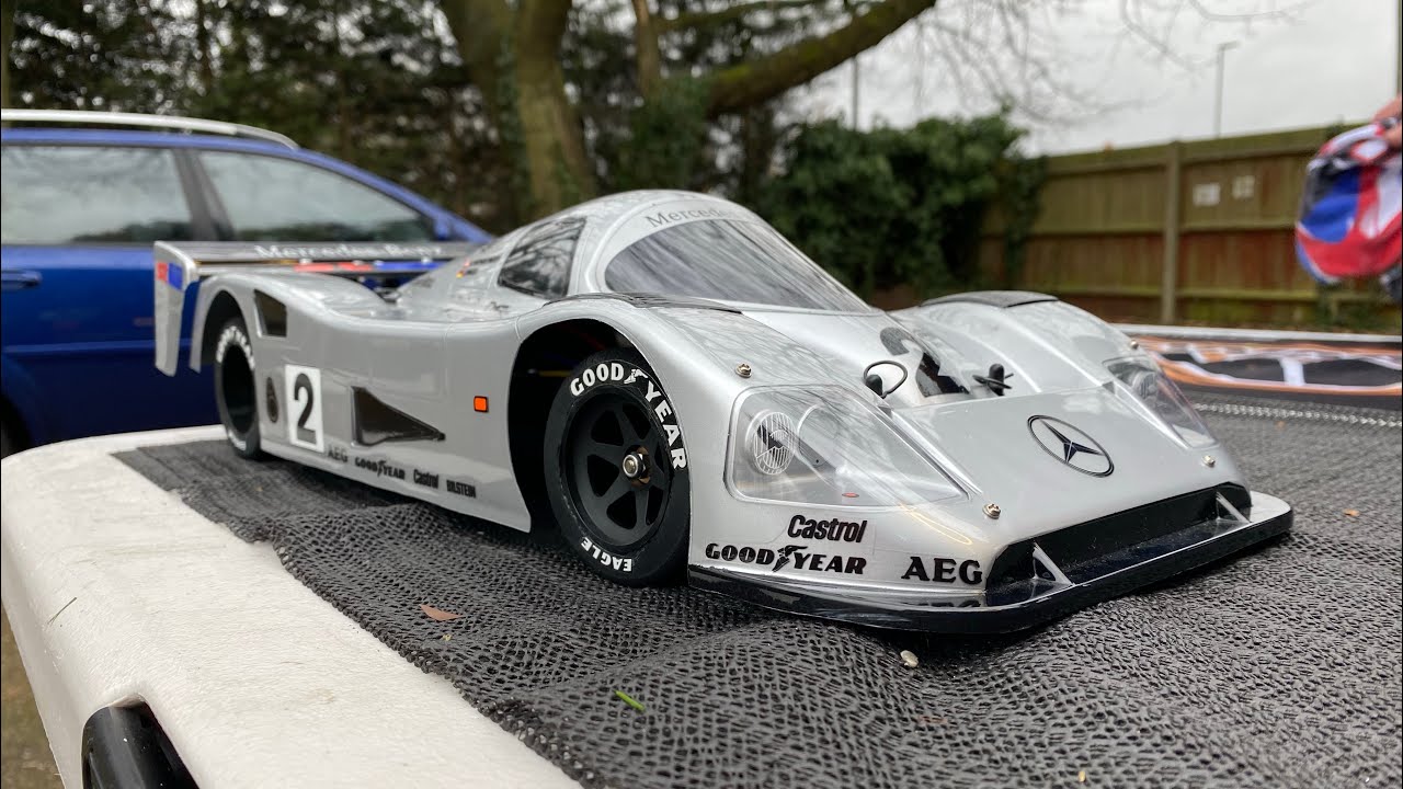 Dive Deeper - Mercedes C11 Tamiya - YouTube