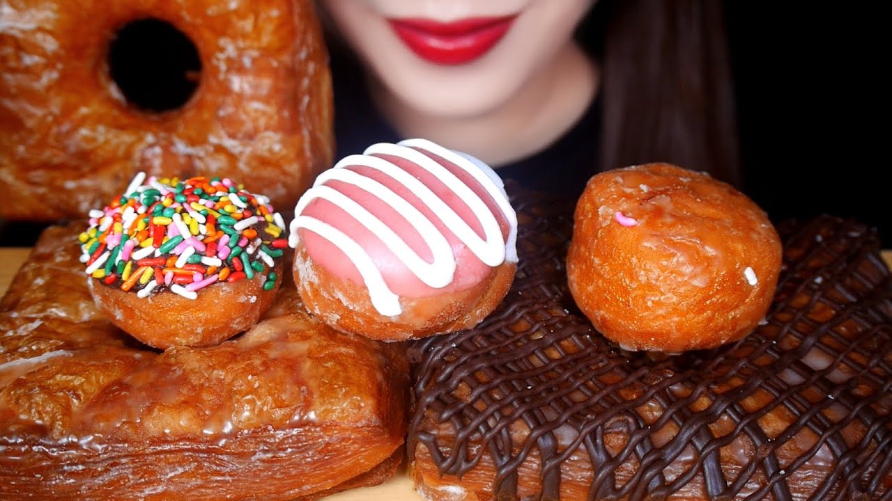 Asmr 랜디스 도넛 먹방 Randys Donuts Mukbang Eating Sounds Youtube