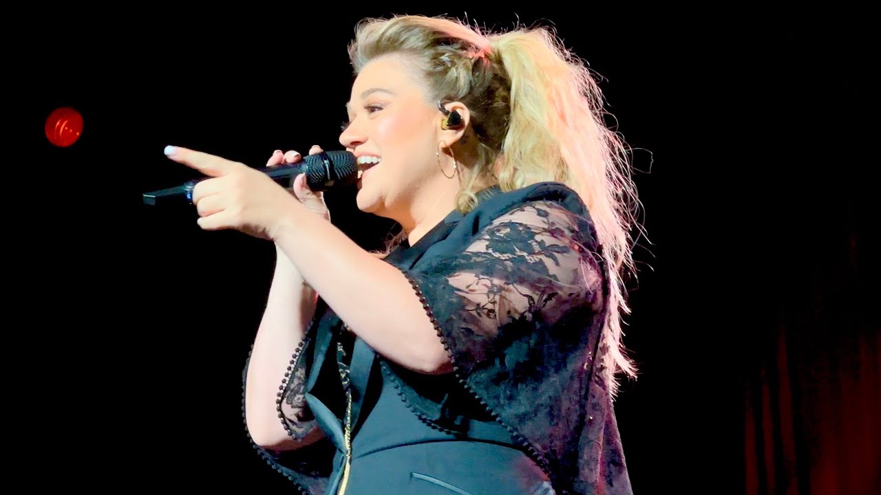 Kelly Clarkson - Favorite Kind of High live in Las Vegas, NV - 8/4/2023 ...