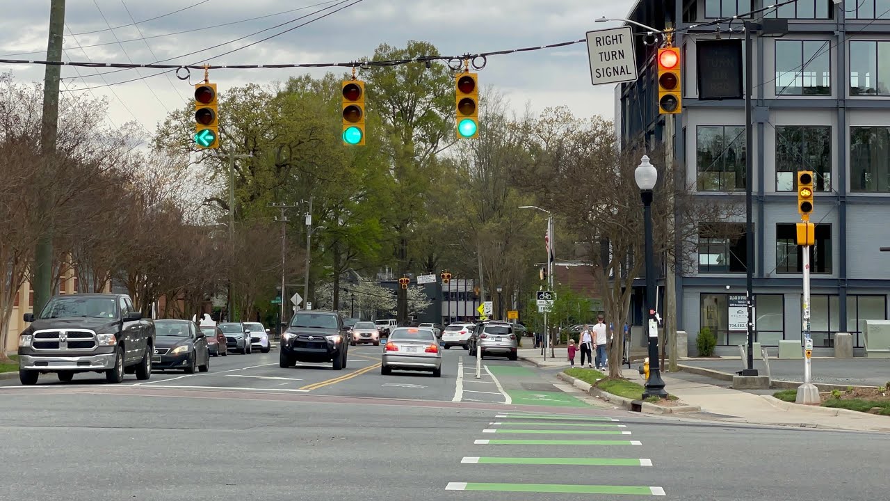 3 minutes at an intersection with right turn bike signal separation and ...