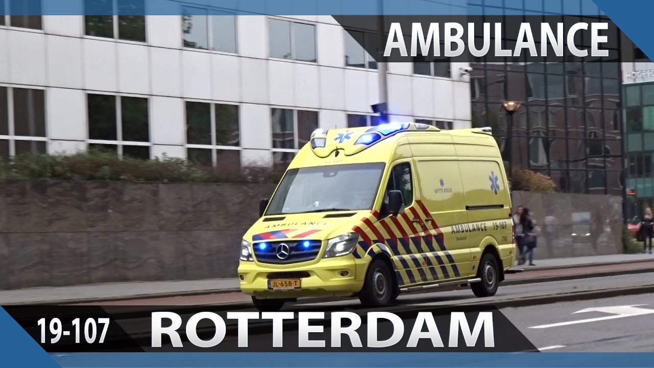 Ambulance 19-107 met spoed naar het EMC Rotterdam vanaf de Putkilweg in ...
