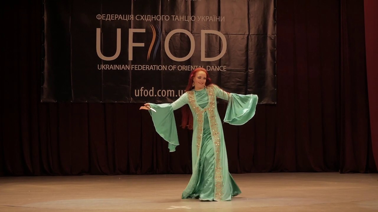 Semilutska Anastasia KAWLEEYA Pro Adults Iraqi Dance - YouTube