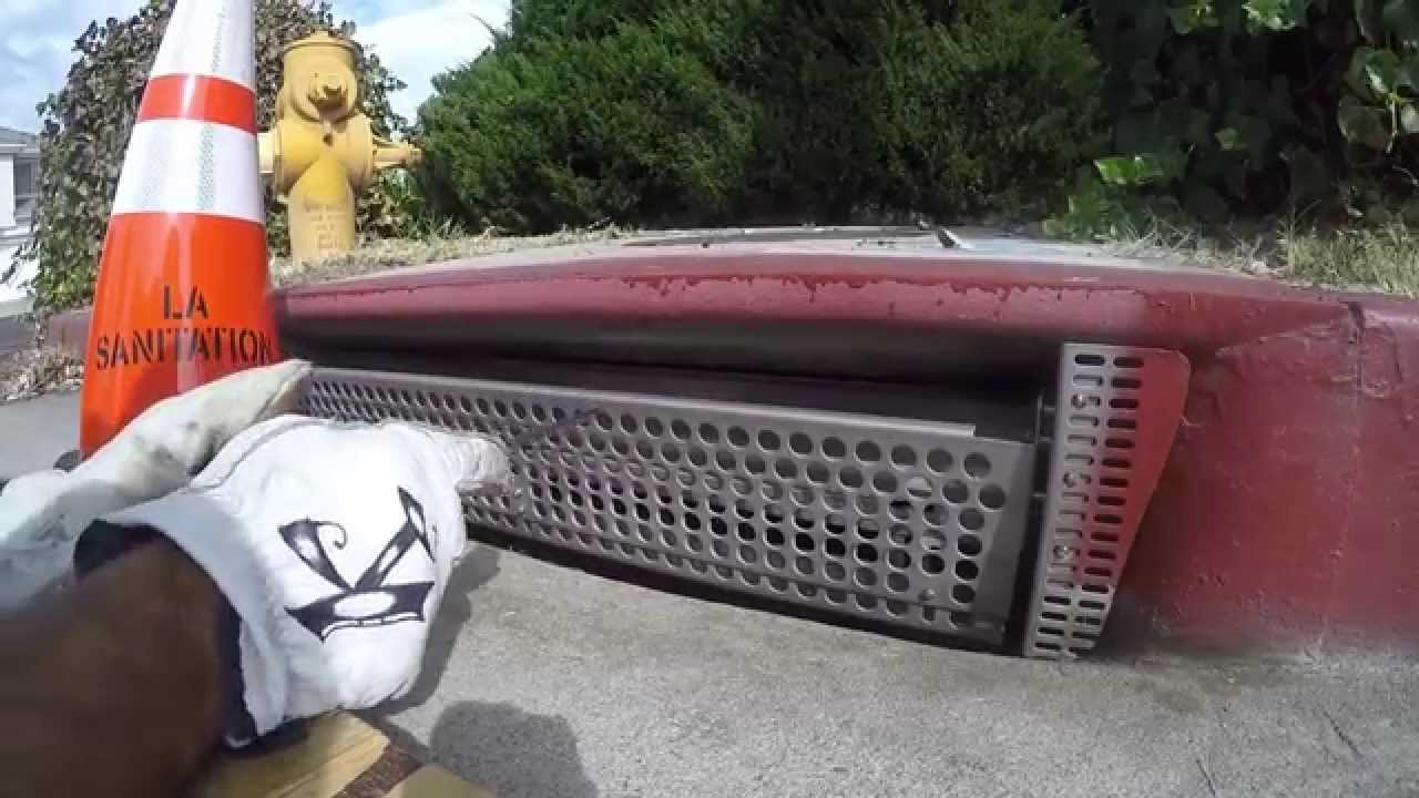 How to open a Los Angeles City Type I and II Catch Basin Screen - YouTube