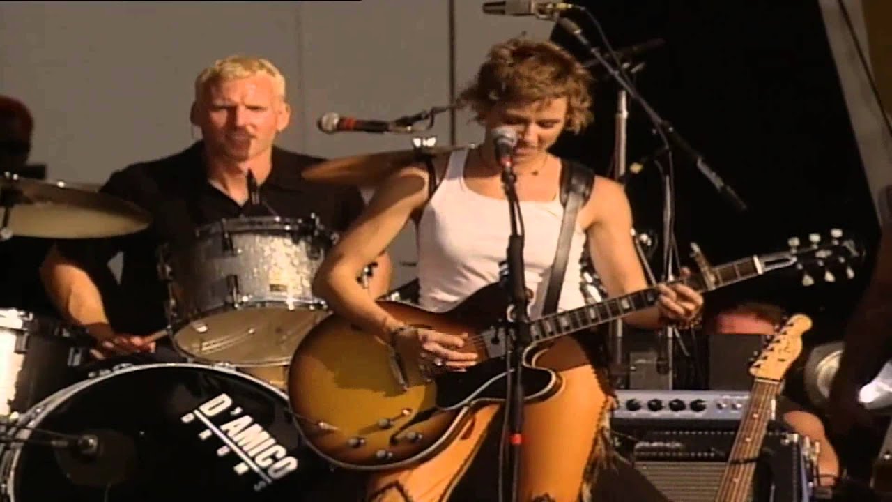 SHERYL CROW WOODSTOCK 99 FULL CONCERT HD 1080p - YouTube