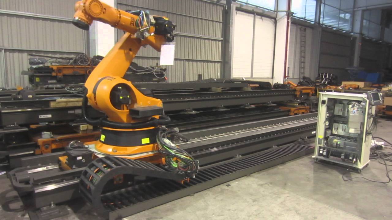 Used Kuka KR210-2 2000 robot with KRC2 + KL1500/2 linear track (11m) at ...