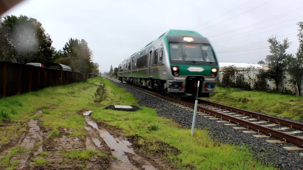 Sonoma Marin Area Rail Transit (SMART) Railroad Crossing Testing 01/22 ...