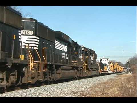 NS SD40-2 #1643 leads NS #347 at Rome, Georgia - 12/27/02 - YouTube