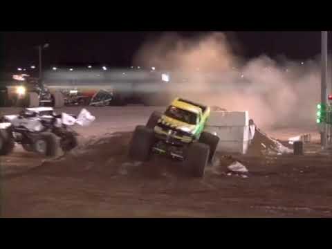 Monster truck nitro tour - YouTube