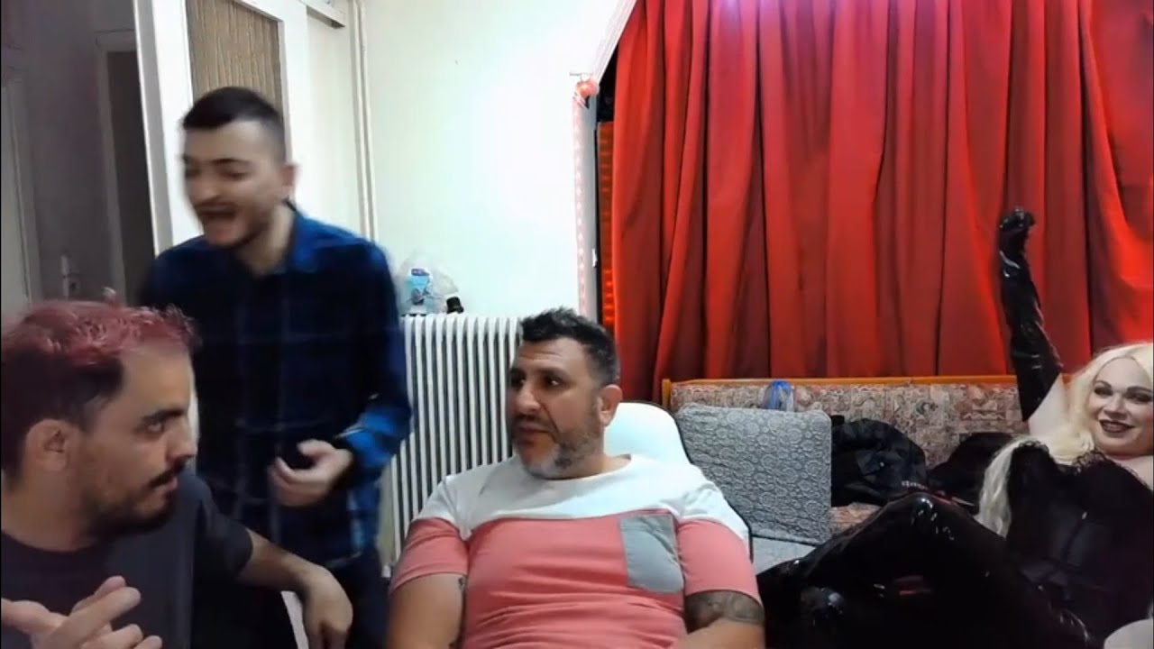 ΕΠΙΚΉ ΣΤΡΙΜΑΡΑ ΜΕ ΣΟΥΠΕΡ ΣΤΑΡ ΤΆΝΙΑ ΚΈΛΛΥ ΚΑΙ ΜΑΝΌΛΟ ΜΕ ΦΟΙΒΟ😂😂😂 - YouTube