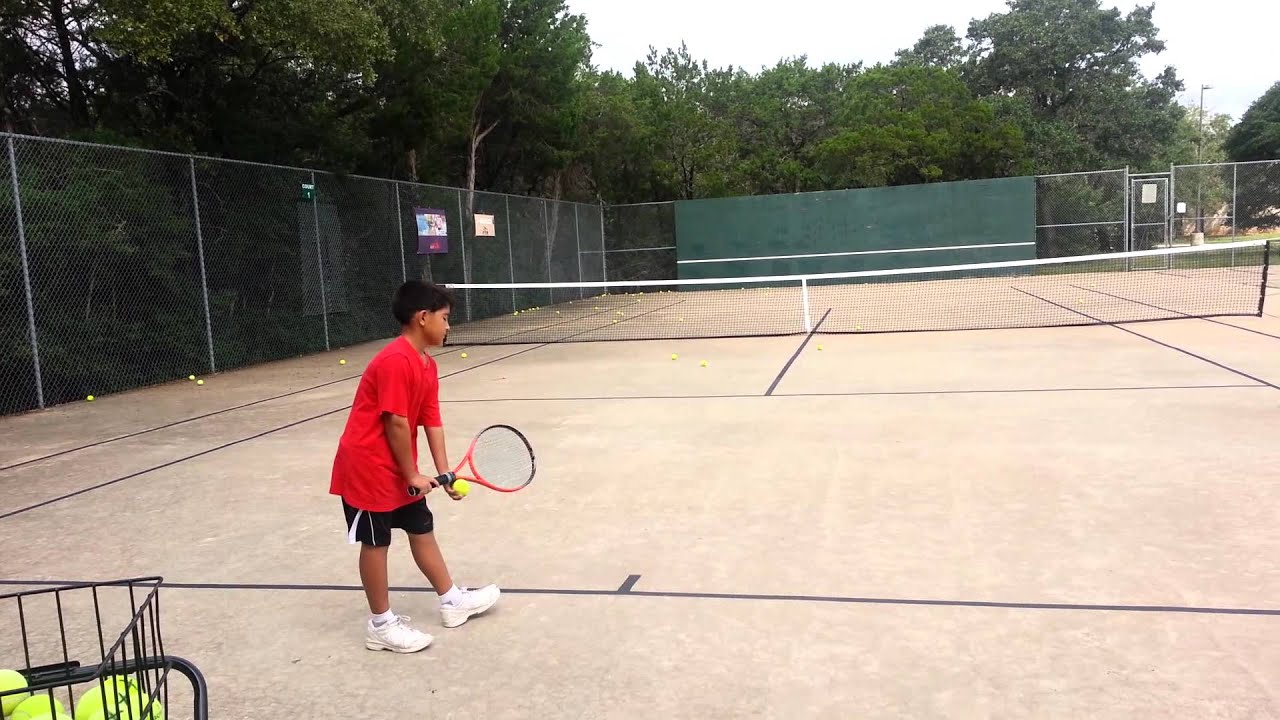 Tennis Lesson: Tennis Serves on a very windy day - YouTube