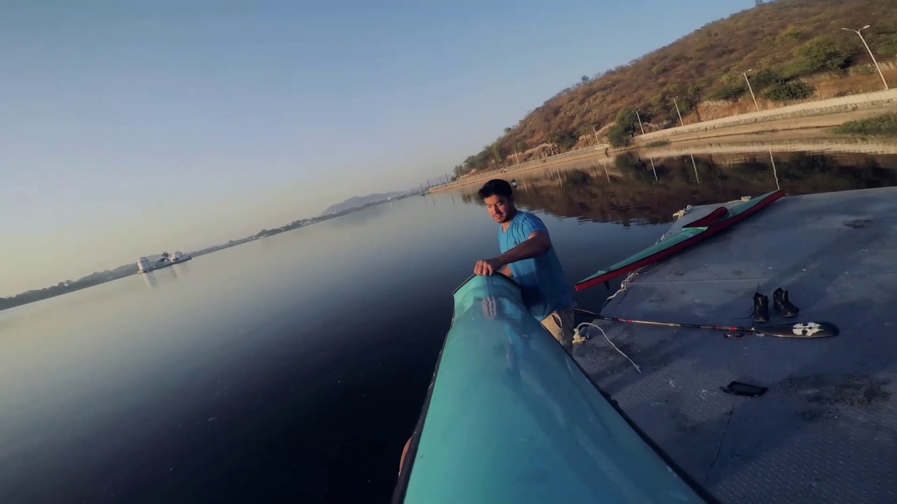 Kayaking in Lake Fatehsagar, Udaipur - YouTube