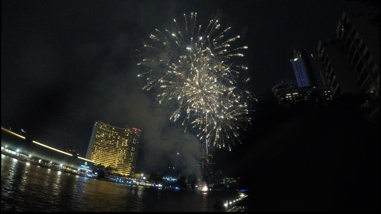 Fireworks Display Celebrate 40th Aniversary with Royal Orchid Sheraton ...