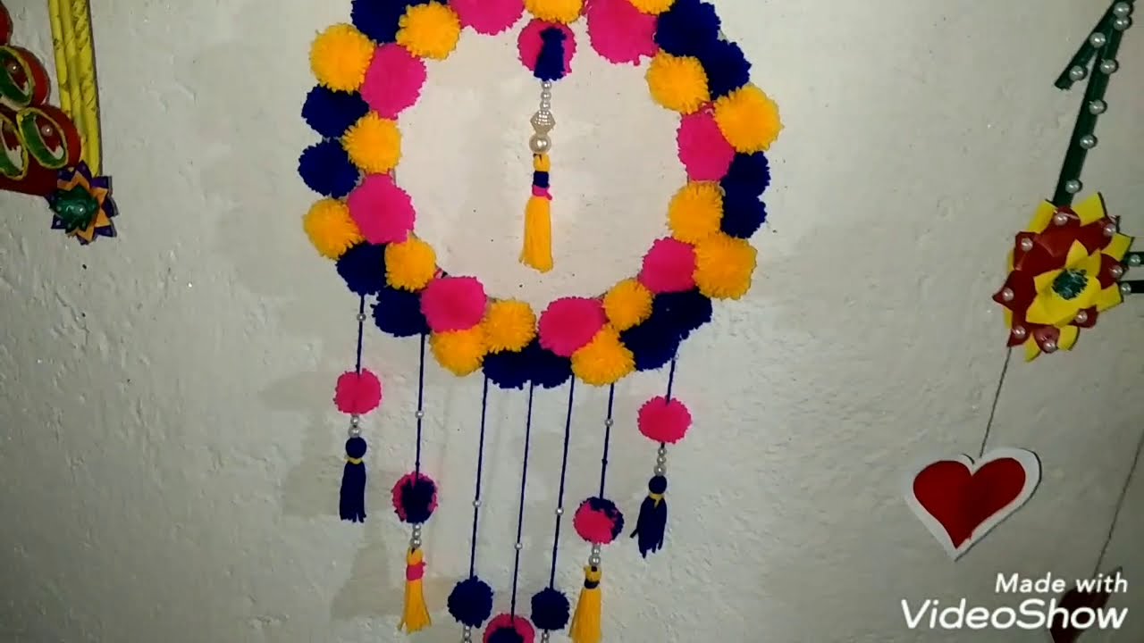 Easy wall hanging....wool decor ideas...!!Room decor ideas... Creative ...
