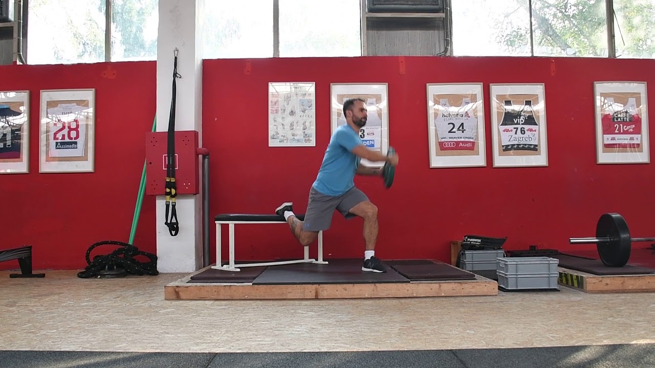 Build Leg Strength and Core Stability: Bulgarian Squat & Weight Plate ...