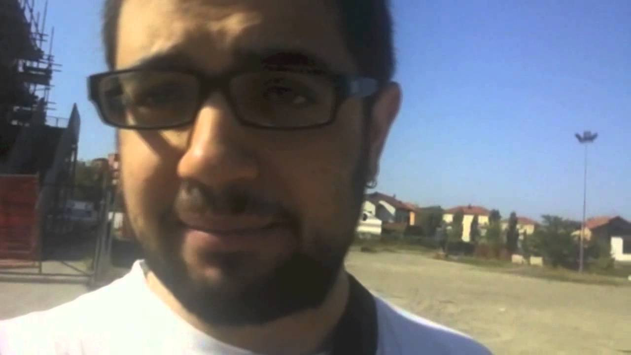 Johnny Creek Feat. Rap Rumeno - YouTube