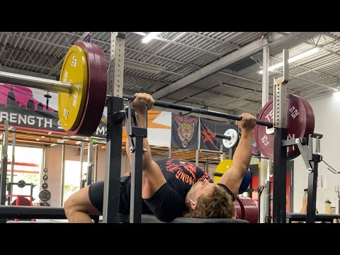 Training At Texas Strength Systems | 970lb Squat by Jesus Olivares ...