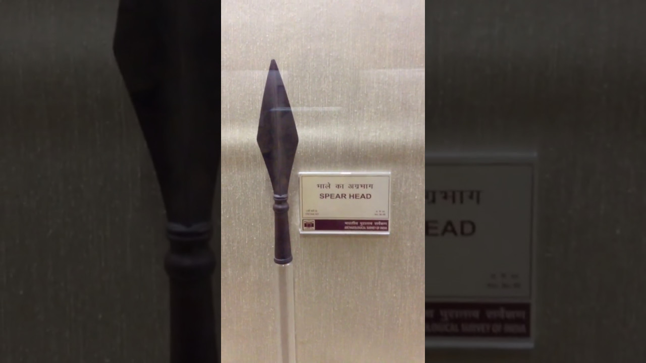 Tajmahal museum : mughal weapons - YouTube