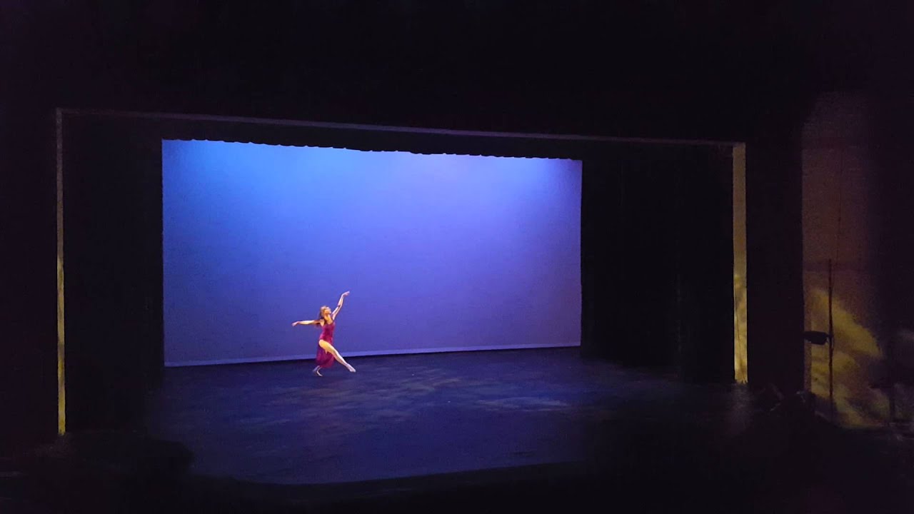 Anna Vacha - YouTube