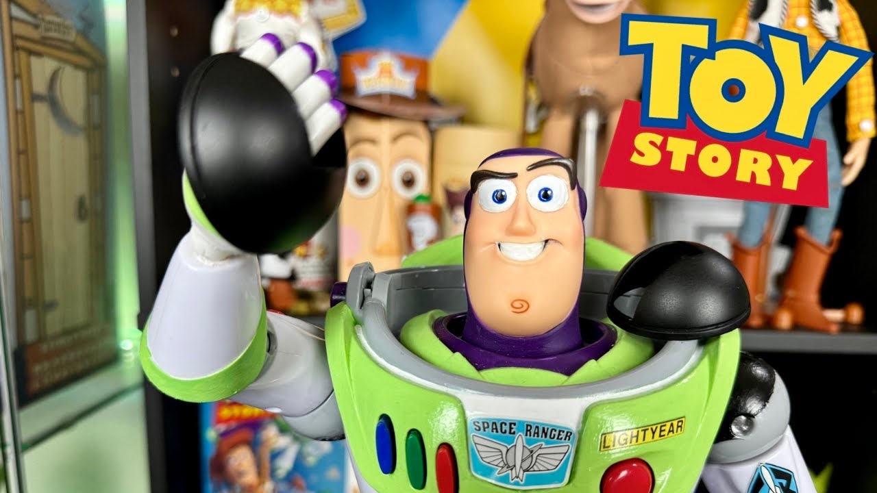 Movie Accurate Buzz Lightyear Shoulder Pads Custom Mod - YouTube
