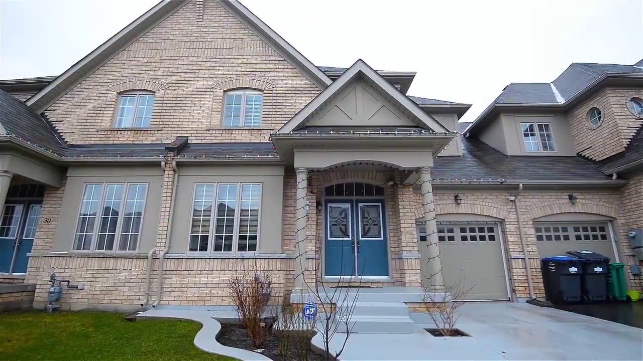 32 Naperton Drive Brampton Harjeet Sekhon - YouTube