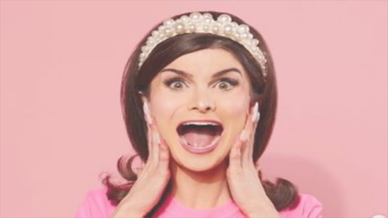 Dylan Mulvaney Named WOMAN OF THE YEAR - YouTube