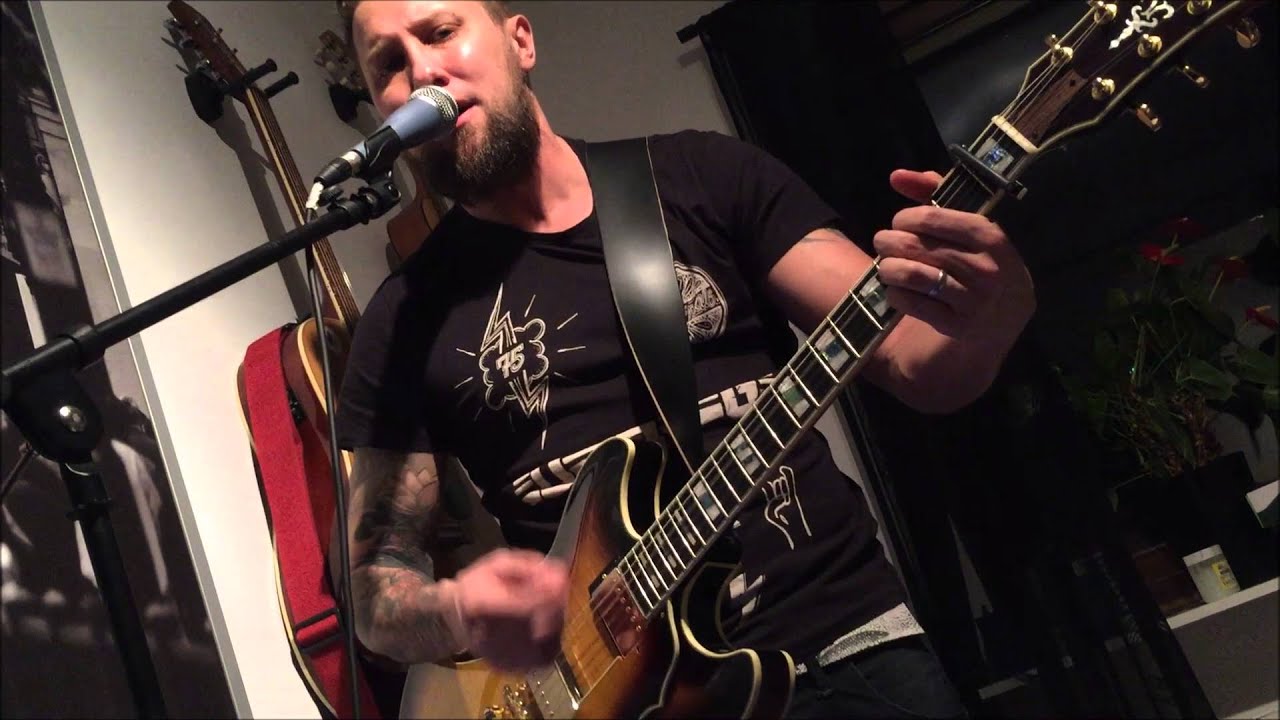 Skunk Anansie - Weak as i am (cover) - YouTube